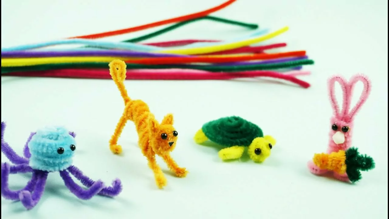15 Best Pipe Cleaner Crafts to Try Today - Sunshine Crafts